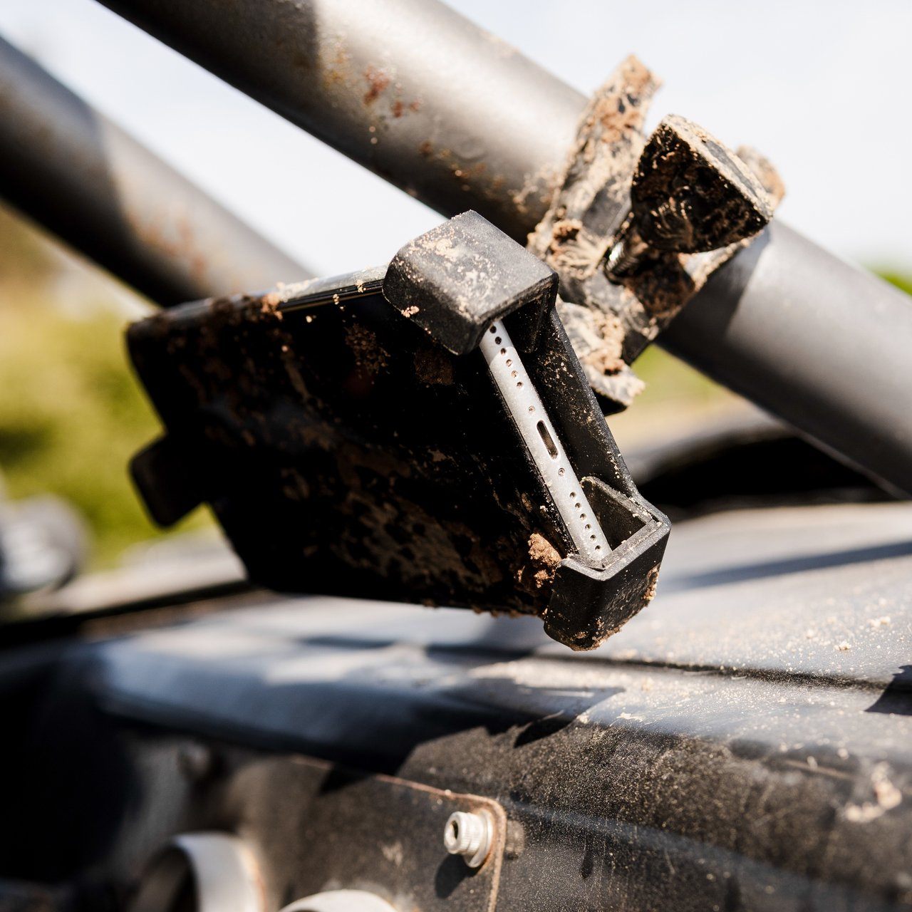 Buy Mob Armor Mob Mount Claw Large Black Online |TreadWright ...